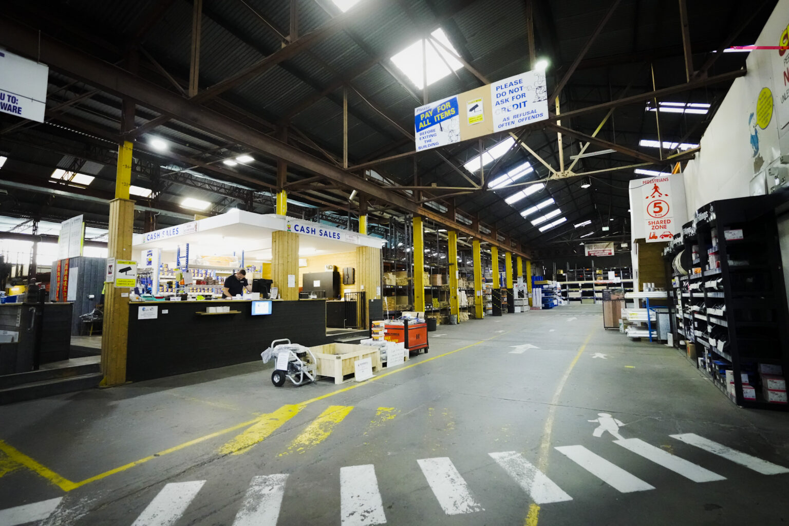 Home and Timber Hardware Store - Quality Products | Tile Importer Timber Merchant